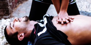 Apprendre les 6 gestes de premiers secours essentiels